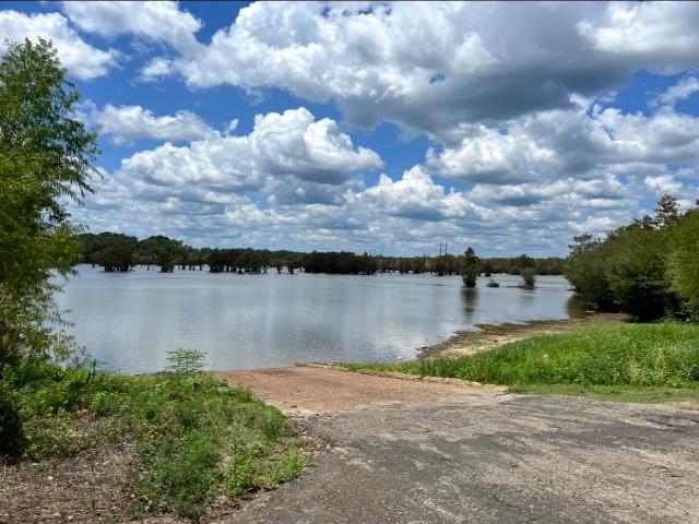10343 Private Road 8012