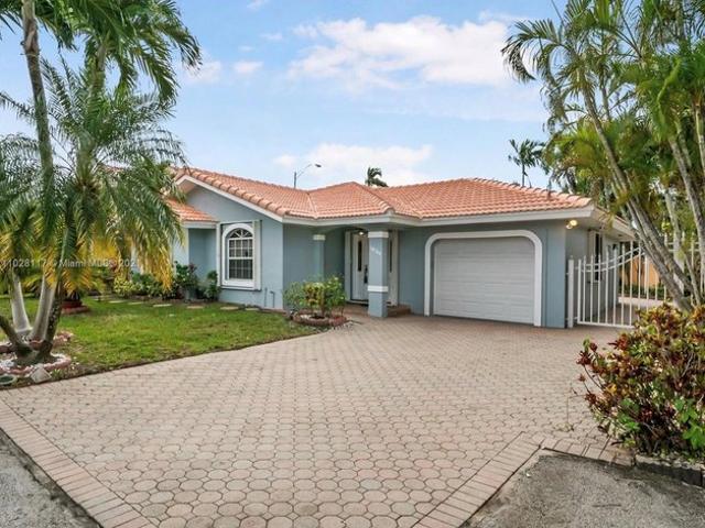 10344 SW 23rd Ter, Miami, FL 33165