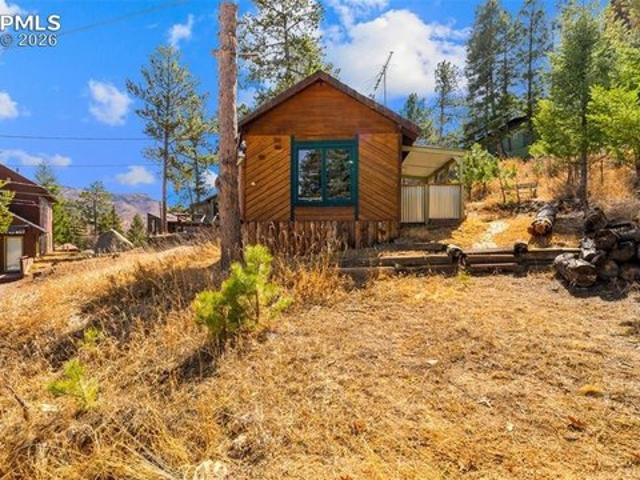 10345 Aspen St, Green Mountain Falls, CO 80819