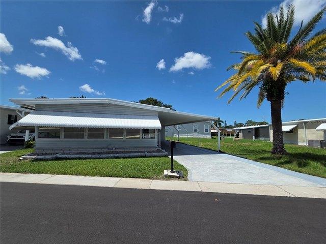 10346 S Lake Dr Unit 131, Largo, FL 33773