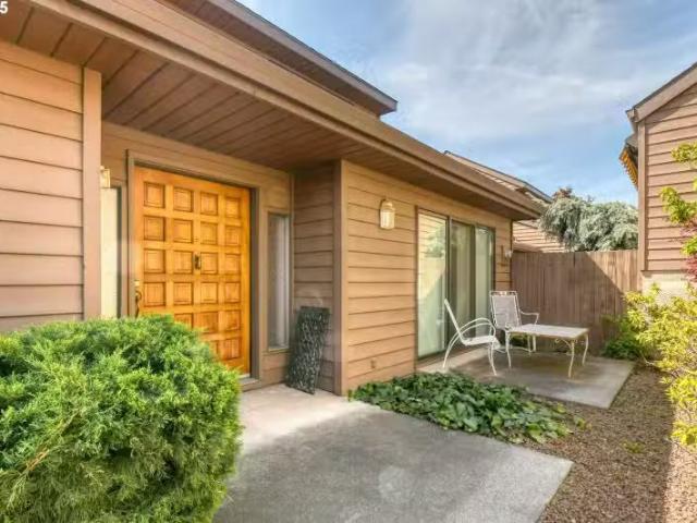 1034 NW 12th St #C, Pendleton, OR 97801 MLS 281635195