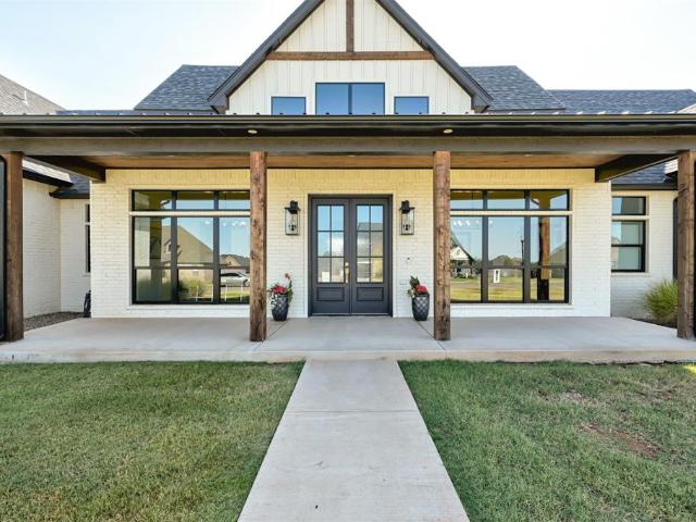 1034 Acclivis Way