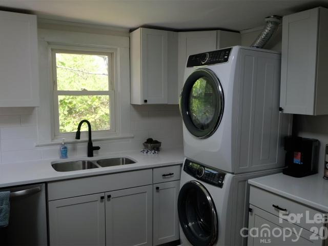 1034 Charles Avenue # B