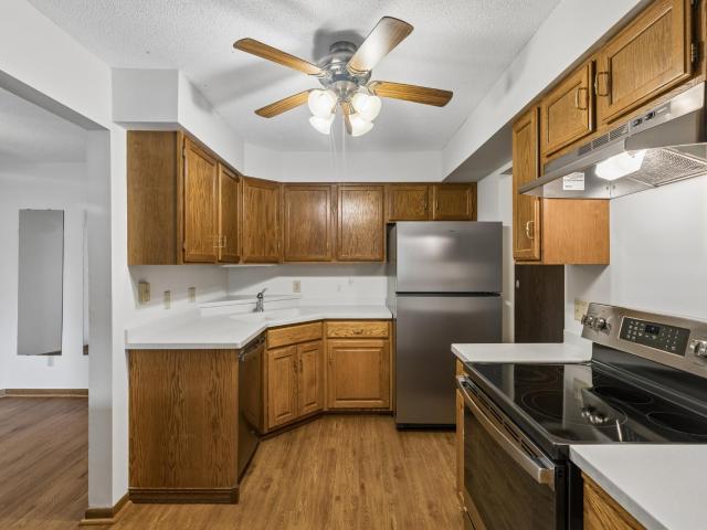 1034 Cleveland Avenue S # 105