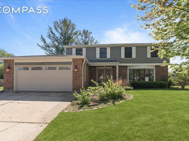 1034 Crabtree Ln, Libertyville, IL
