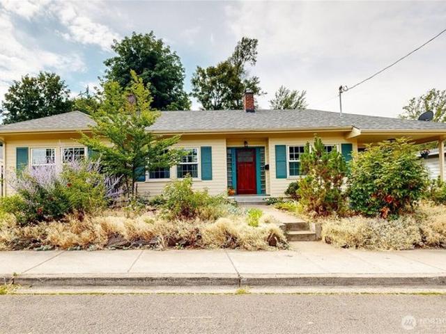 1034 Hobson St, Walla, WA 99362
