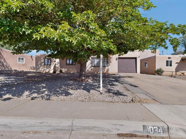 1034 Tomasita Street NE