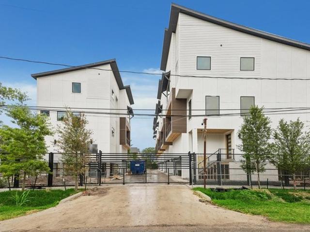 1034 W 17th St Unit B, Houston, TX 77008