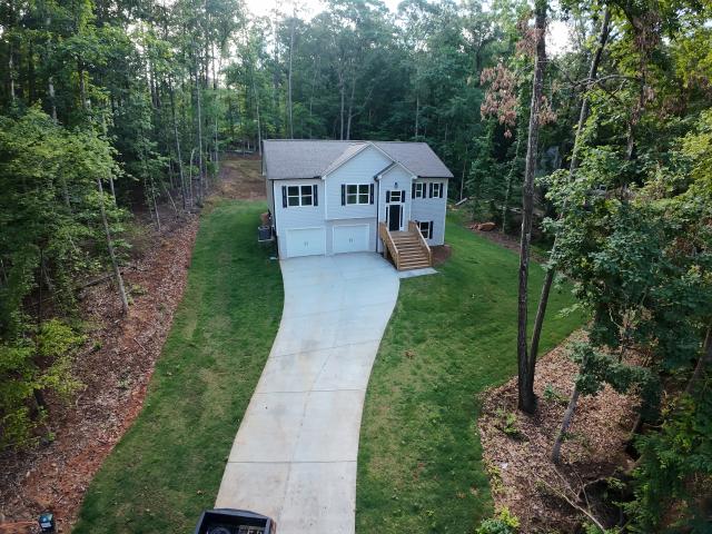 1034 Whip Poor Will Road