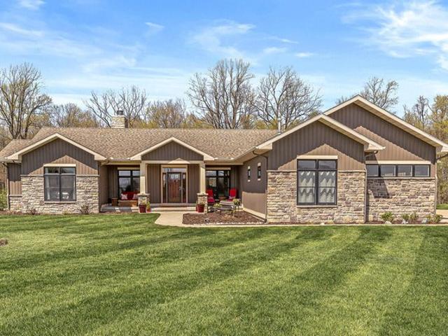 10353 Jill Ln, Berrien Springs, MI 49103