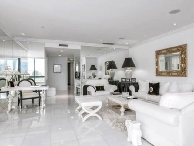10350 Wilshire Boulevard 404