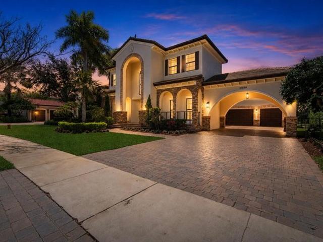 10350 Majestic Ct, Parkland, FL 33076