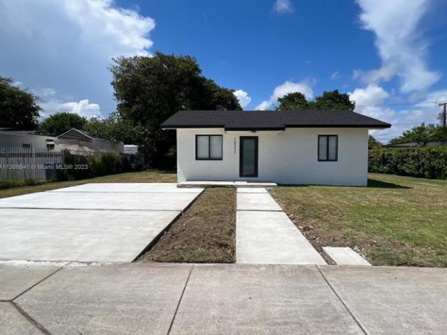 10351 184th St SW, Cutler Bay, FL 33157