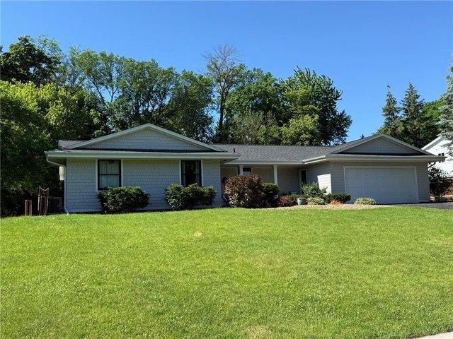 10351 Wildwood Cir, Bloomington, MN 55437