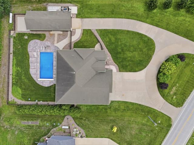 10351 NW Beaver Drive