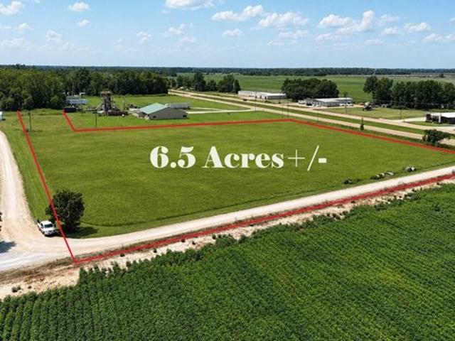 10352 Highway 82 E, Greenwood, MS 38930