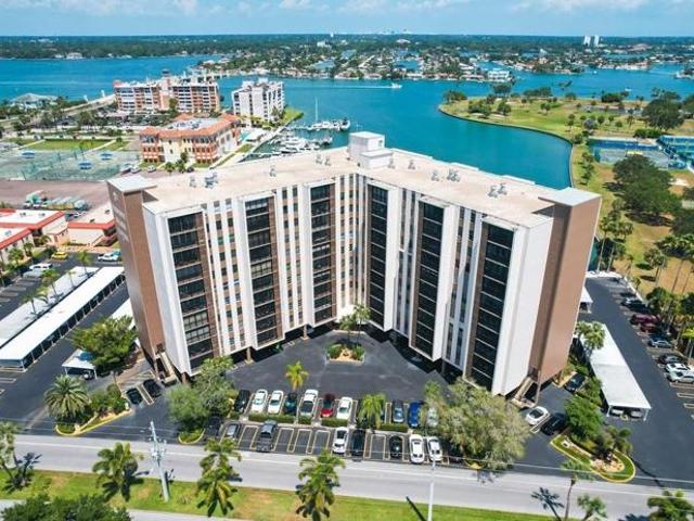 10355 Paradise Blvd 904, Treasure Island, FL