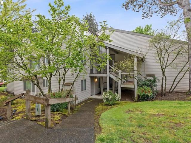 10356 SW Trapper Ter, Beaverton, OR 97008