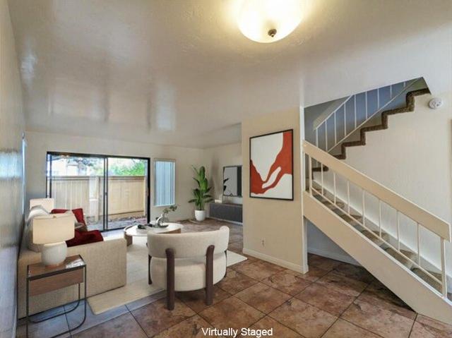 1035 Miramonte Dr Apt 8, Santa Barbara, CA 93109