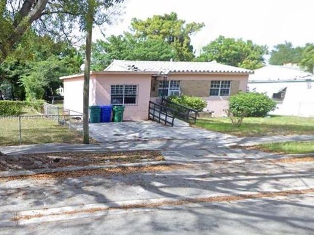 1035 NW 50th St, Miami, FL 33127