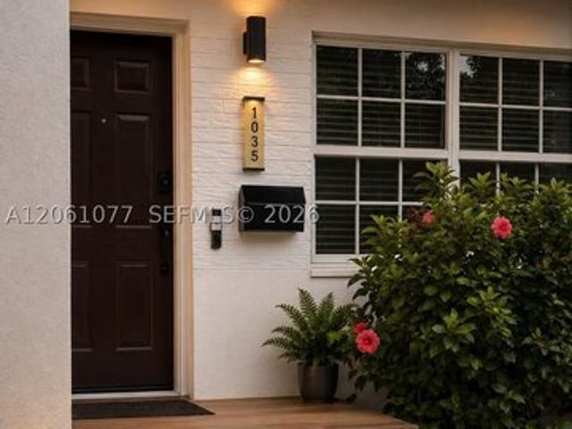 1035 NW 50th St, Miami, FL 33127