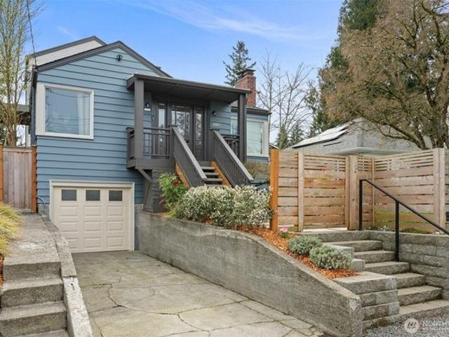 1035 NE 100th St, Seattle, WA 98125