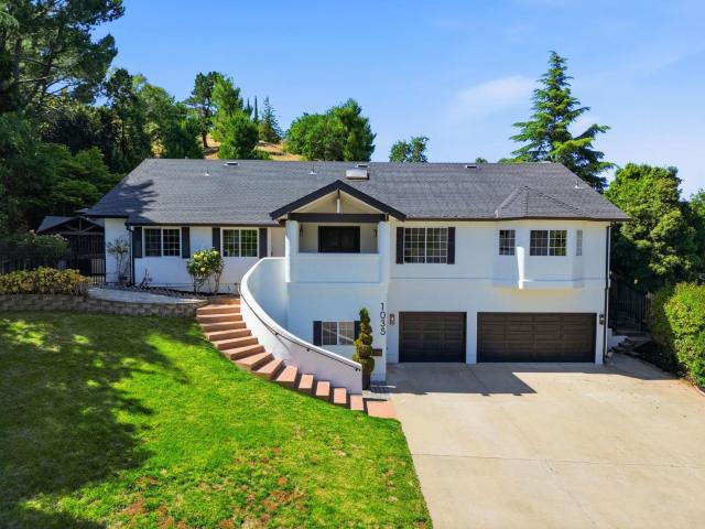 1035 Appian Way