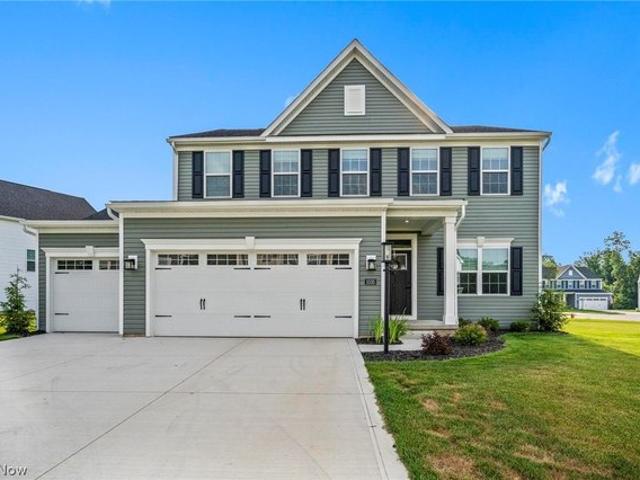 1035 Ashford Ct, Columbia Station, OH 44028