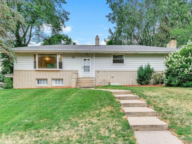 1035 Cannon Ave, Shoreview, MN 55126