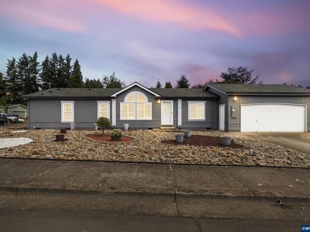 1035 Cedar Hill Ct SE, Salem, OR 97306