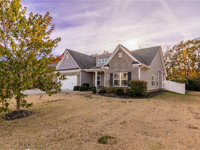 1035 Drakes Crossing