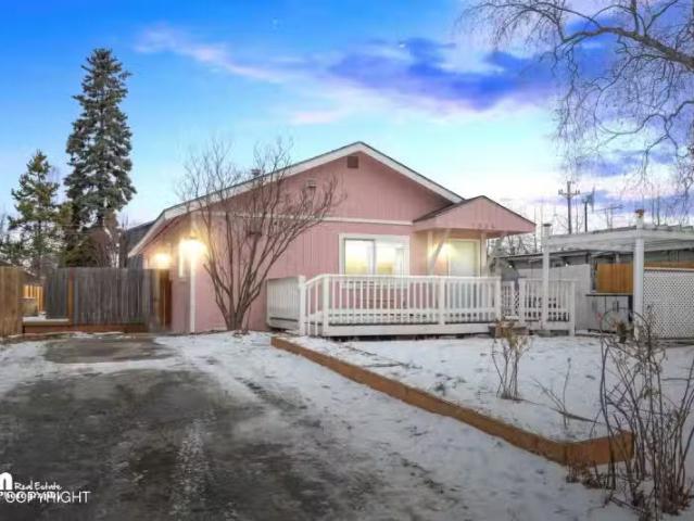 1035 E 12TH AVE, ANCHORAGE, AK 99501 Single Family Residence F.