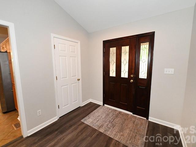 1035 E 24th Street