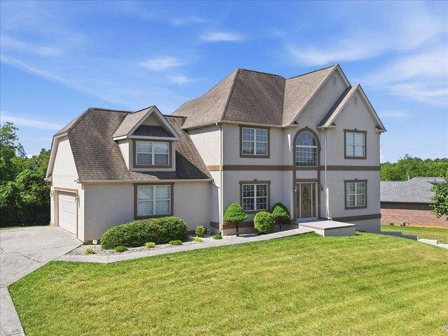 1035 E Brentwood Dr, Morristown, TN 37814