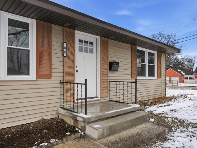 1035 E Fulton Street