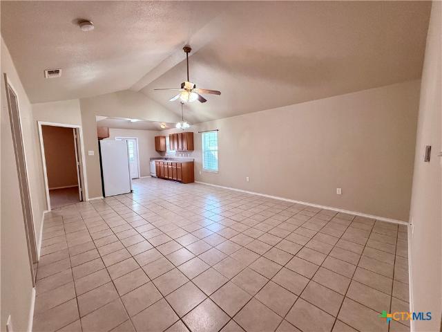 1035 Helen Drive B