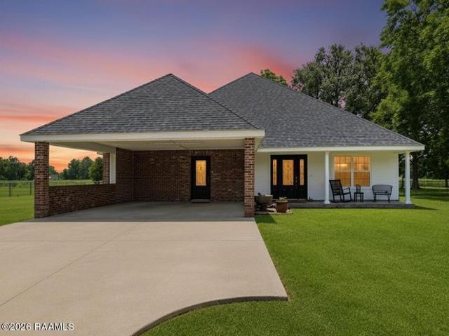 1035 Jeffery Dr, Saint Martinville, LA 70582