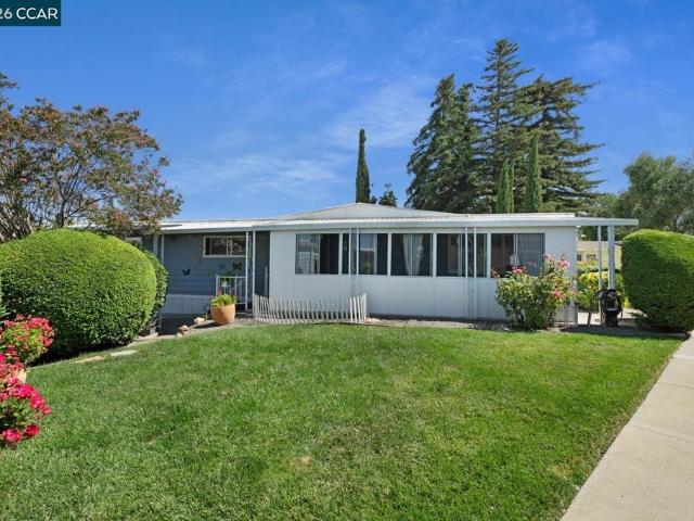 1035 Peralta