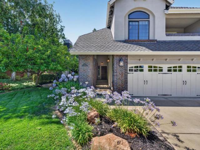 1035 Stonegate Court