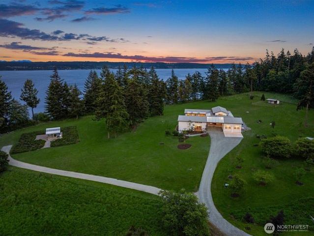 1035 Susan St, Coupeville, WA 98239