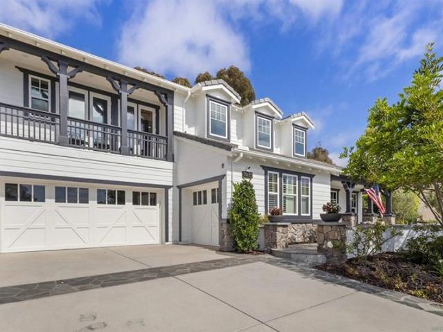 1035 Sagebrush Rd, Carlsbad, CA 92011
