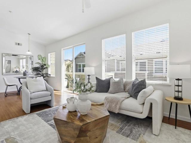 1035 Scotia Terrace 304