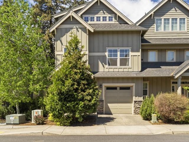 1035 SE Leonel Ln, Bend, OR 97702