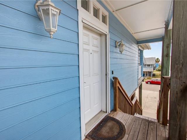 1035 Sea Secret Street