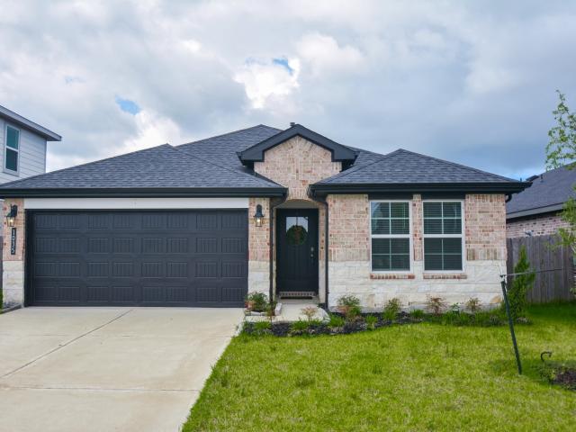 1035 Vista Pointe Drive