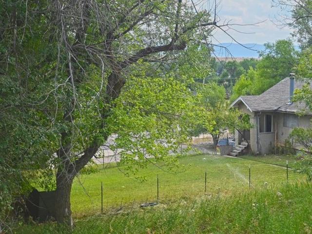 1035 W Loucks St, Sheridan, WY 82801