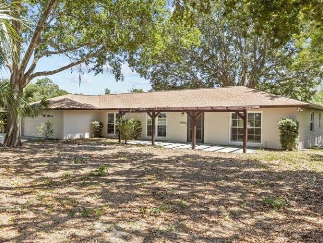 1035 W Minnehaha Ave, Clermont, FL 34711