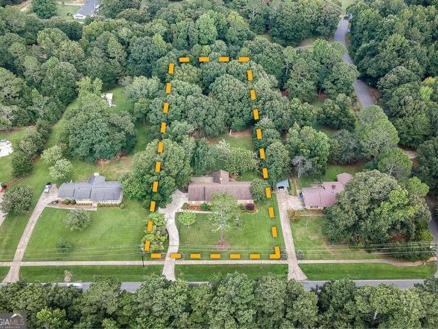 1035 Whit Davis Road