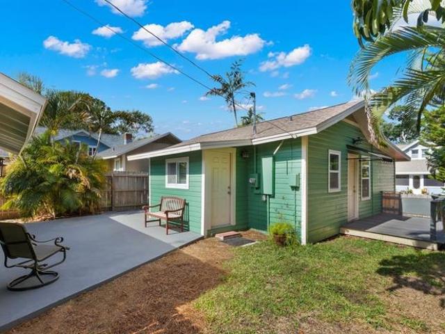 1035 6th St N, Saint Petersburg, FL 33701