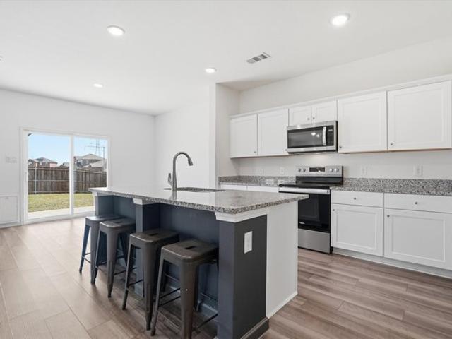 10361 Bridgetown Ln, Fort Worth, TX 76036